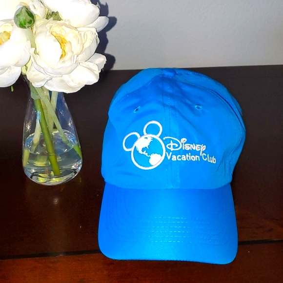 Disney | Accessories | New Disney Vacation Club Dvc Member Baseball Hat ...